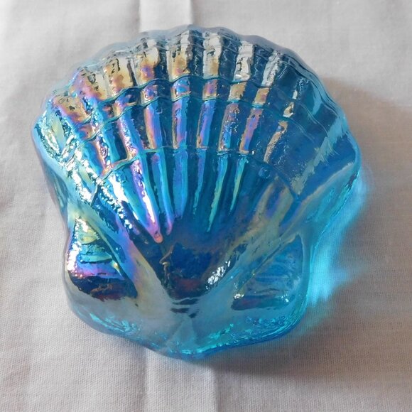 Accents | Vintage Azure Blue Glass Scallop Shell Paperweight Iridescent ...